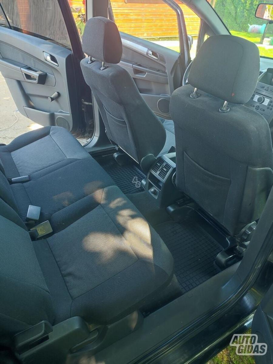 Melns Opel Zafira 2006 Viļņa, ar dzinēja tilpumu 1.90 L un nobraukumu 320 tūkst. km par 1150 €, foto 10 vietnē AUTOMOTO.COM.LV