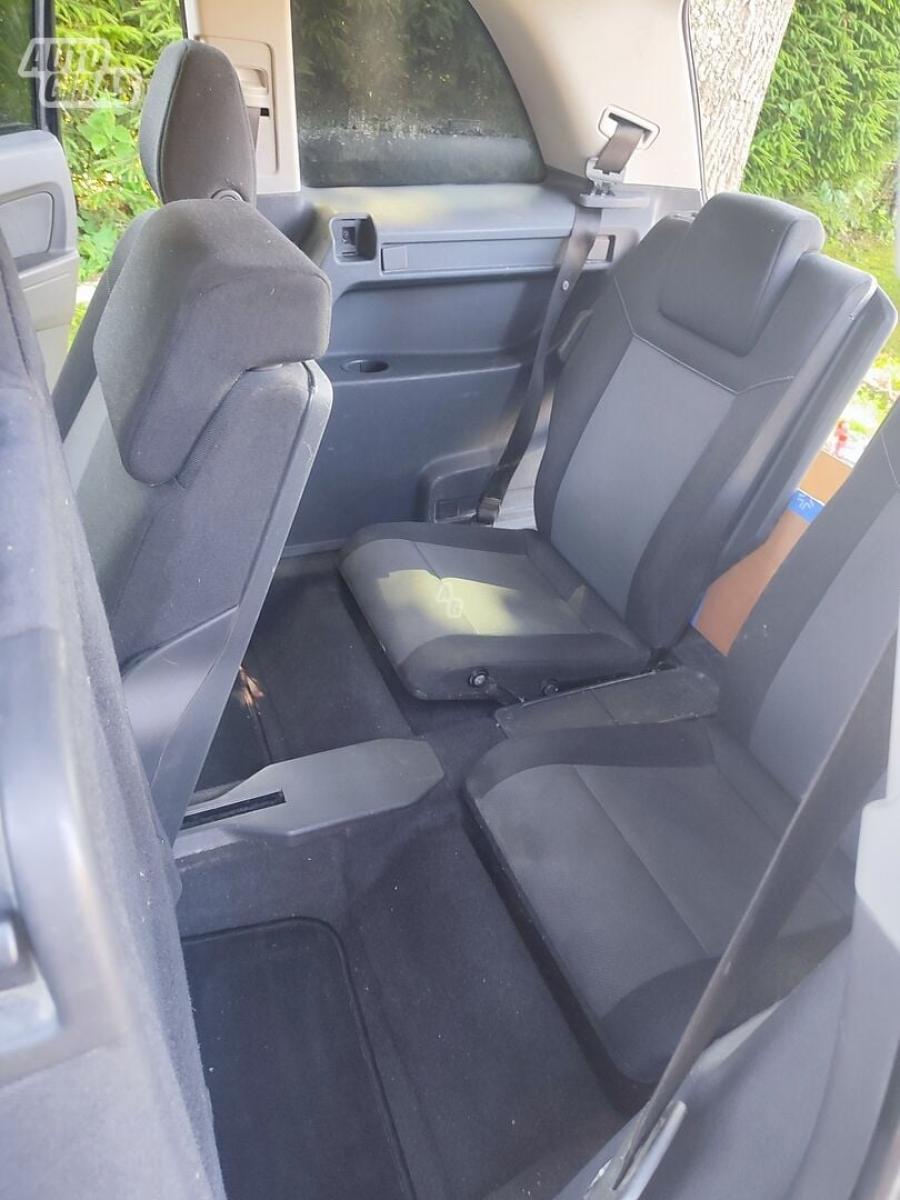 Melns Opel Zafira 2006 Viļņa, ar dzinēja tilpumu 1.90 L un nobraukumu 320 tūkst. km par 1150 €, foto 12 vietnē AUTOMOTO.COM.LV