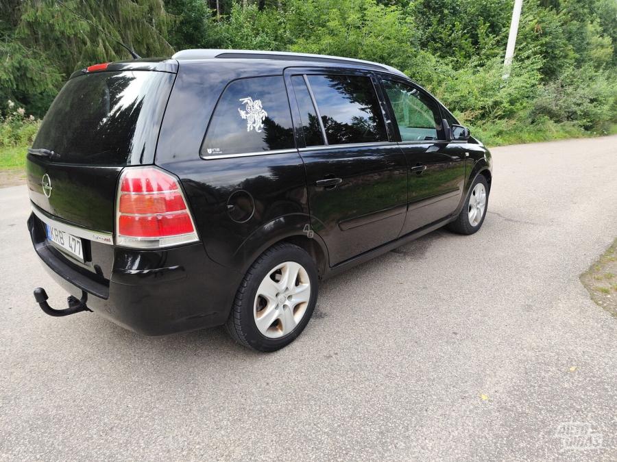 Melns Opel Zafira 2006 Telšiai, ar dzinēja tilpumu 1.90 L un nobraukumu 378 tūkst. km par 1150 €, foto 5 vietnē AUTOMOTO.COM.LV