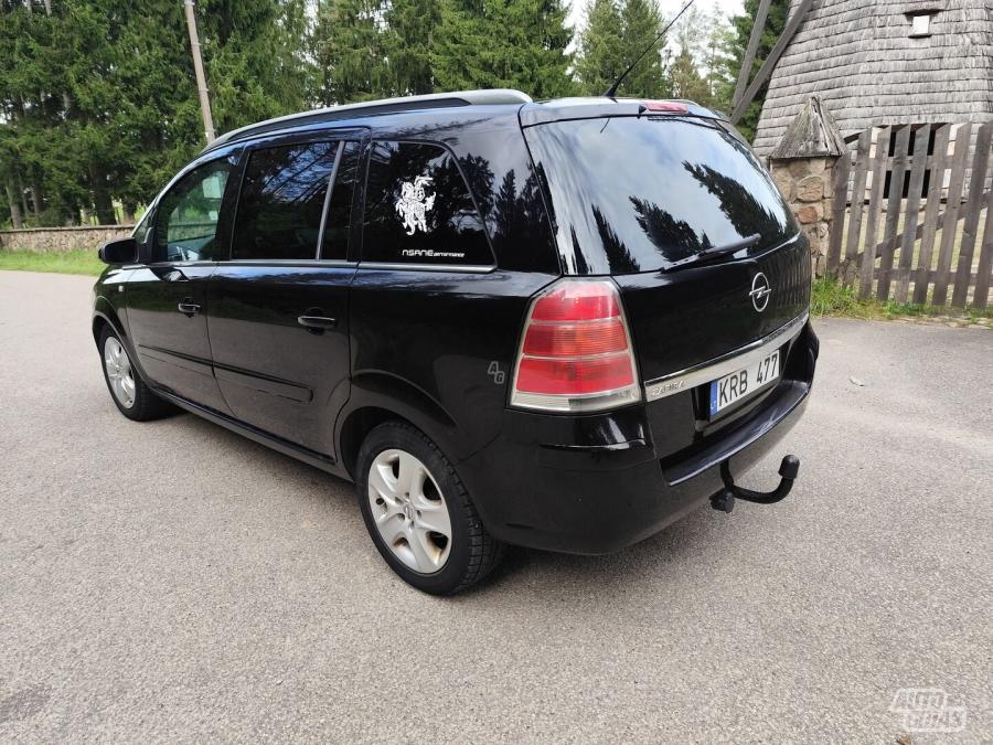 Melns Opel Zafira 2006 Telšiai, ar dzinēja tilpumu 1.90 L un nobraukumu 378 tūkst. km par 1150 €, foto 7 vietnē AUTOMOTO.COM.LV