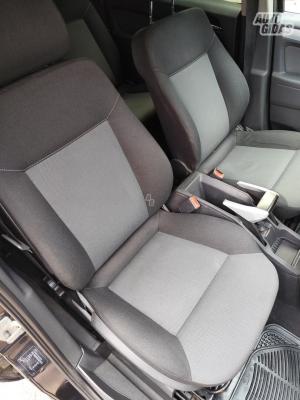 Melns Opel Zafira 2006 Telšiai, ar dzinēja tilpumu 1.90 L un nobraukumu 378 tūkst. km par 1150 €, foto 12 vietnē AUTOMOTO.COM.LV