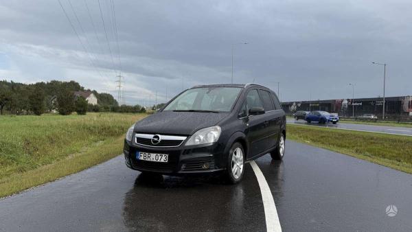 Melns Opel Zafira 2006 Kauņa, ar dzinēja tilpumu 1.91 L un nobraukumu 303 tūkst. km par 1750 €, foto 1 vietnē AUTOMOTO.COM.LV