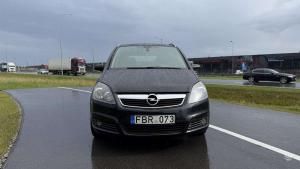 Melns Opel Zafira 2006 Kauņa, ar dzinēja tilpumu 1.91 L un nobraukumu 303 tūkst. km par 1750 €, foto 9 vietnē AUTOMOTO.COM.LV