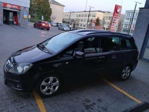 Melns Opel Zafira 2006 Viļņa, ar dzinēja tilpumu 1.91 L un nobraukumu 342 tūkst. km par 595 €, foto  vietnē AUTOMOTO.COM.LV