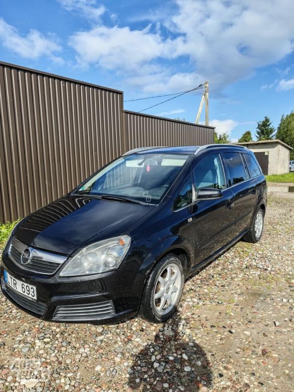 Melns Opel Zafira 2006 Klaipėda, ar dzinēja tilpumu 1.80 L un nobraukumu 257 tūkst. km par 1500 €, foto 1 vietnē AUTOMOTO.COM.LV