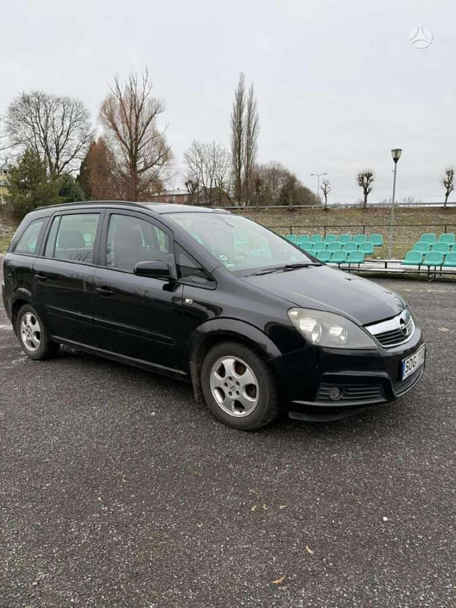 Black Opel Zafira 2007 in Jurbarkas, with an engine capacity of 1.80 L and mileage of 259 thousand km for 2100 €, photo 5 on AUTOMOTO.COM.LV