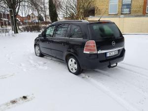 Black Opel Zafira 2007 in Panevezys, with an engine capacity of 1.91 L and mileage of 400 thousand km for 1000 €, photo 5 on AUTOMOTO.COM.LV