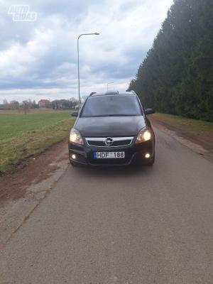 Melns Opel Zafira 2007 Telšiai, ar dzinēja tilpumu 1.90 L un nobraukumu 240 tūkst. km par 850 €, foto 6 vietnē AUTOMOTO.COM.LV