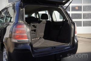 Black Opel Zafira 2007 in Riga, with an engine capacity of 1.90 L and mileage of 275 thousand km for 1690 €, photo 10 on AUTOMOTO.COM.LV