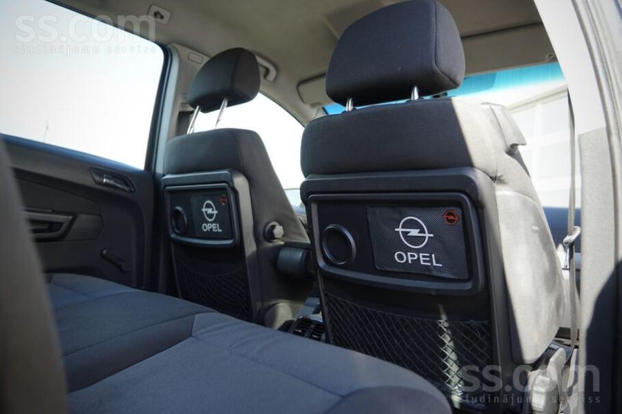 Black Opel Zafira 2007 in Riga, with an engine capacity of 1.90 L and mileage of 275 thousand km for 1690 €, photo 26 on AUTOMOTO.COM.LV
