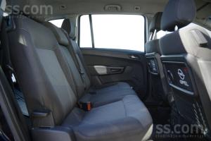 Black Opel Zafira 2007 in Riga, with an engine capacity of 1.90 L and mileage of 275 thousand km for 1690 €, photo 27 on AUTOMOTO.COM.LV