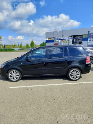 Melns Opel Zafira 2007 Daugavpils, ar dzinēja tilpumu 1.90 L un nobraukumu 289 tūkst. km par 1400 €, foto 1 vietnē AUTOMOTO.COM.LV