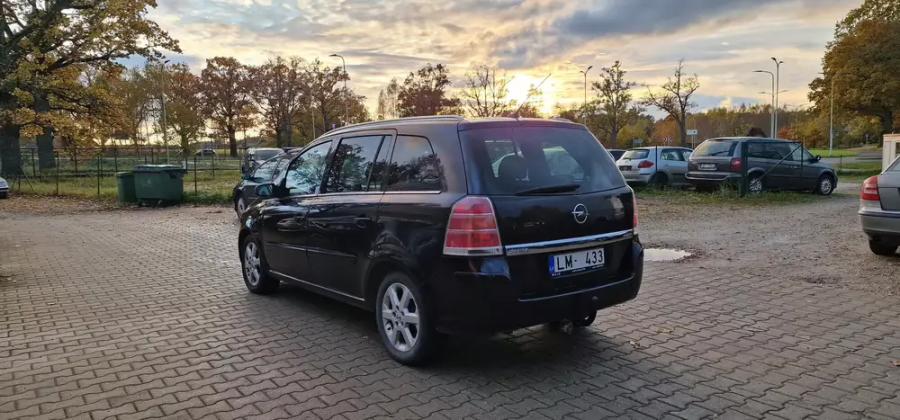 Melns Opel Zafira 2007 Valmiera, ar dzinēja tilpumu 1.90 L un nobraukumu 311 tūkst. km par 1200 €, foto 5 vietnē AUTOMOTO.COM.LV