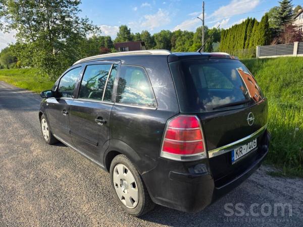 Melns Opel Zafira 2007 Rīga, ar dzinēja tilpumu 1.90 L un nobraukumu 368 tūkst. km par 1700 €, foto 4 vietnē AUTOMOTO.COM.LV