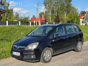 Melns Opel Zafira 2007 Rīga, ar dzinēja tilpumu 1.90 L un nobraukumu 368 tūkst. km par 1700 €, foto 6 vietnē AUTOMOTO.COM.LV