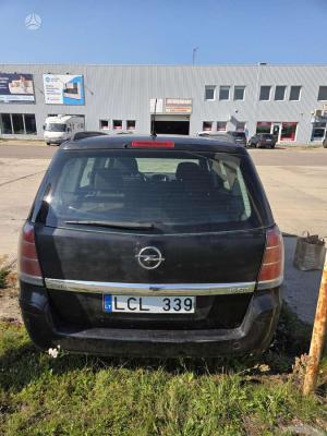 Melns Opel Zafira 2007 Panevēža, ar dzinēja tilpumu 1.91 L un nobraukumu 315 tūkst. km par 500 €, foto 4 vietnē AUTOMOTO.COM.LV