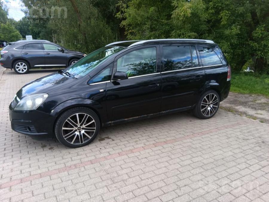 Black Opel Zafira 2007 in Riga, with an engine capacity of 1.80 L and mileage of 253 thousand km for 1600 €, photo 6 on AUTOMOTO.COM.LV