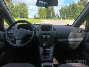 Black Opel Zafira 2007 in Riga, with an engine capacity of 1.80 L and mileage of 253 thousand km for 1600 €, photo 17 on AUTOMOTO.COM.LV