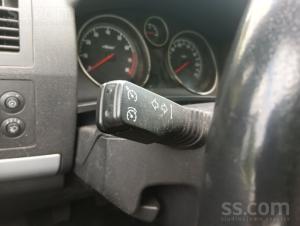 Black Opel Zafira 2007 in Riga, with an engine capacity of 1.80 L and mileage of 253 thousand km for 1600 €, photo 19 on AUTOMOTO.COM.LV