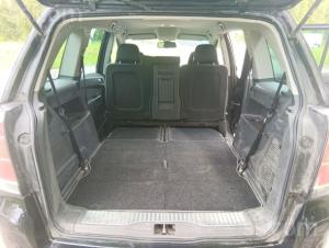 Black Opel Zafira 2007 in Riga, with an engine capacity of 1.80 L and mileage of 253 thousand km for 1600 €, photo 26 on AUTOMOTO.COM.LV