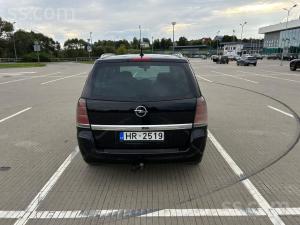 Melns Opel Zafira 2007 Rēzekne, ar dzinēja tilpumu 1.90 L un nobraukumu 404 tūkst. km par 1345 €, foto 5 vietnē AUTOMOTO.COM.LV