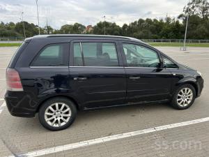 Melns Opel Zafira 2007 Rēzekne, ar dzinēja tilpumu 1.90 L un nobraukumu 404 tūkst. km par 1345 €, foto 6 vietnē AUTOMOTO.COM.LV