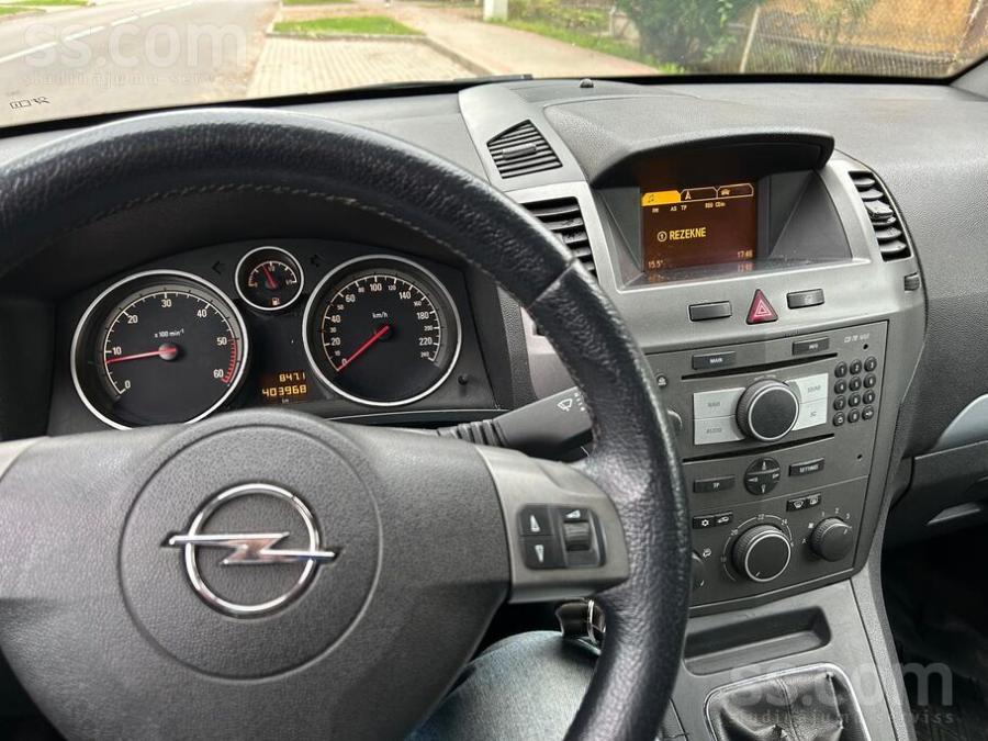 Melns Opel Zafira 2007 Rēzekne, ar dzinēja tilpumu 1.90 L un nobraukumu 404 tūkst. km par 1345 €, foto 14 vietnē AUTOMOTO.COM.LV