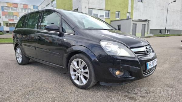 Black Opel Zafira 2008 in Daugavpils, with an engine capacity of 1.70 L and mileage of 260 thousand km for 1500 €, photo 3 on AUTOMOTO.COM.LV