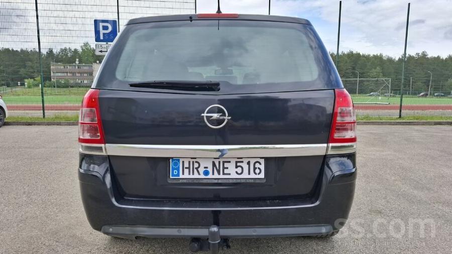 Black Opel Zafira 2008 in Daugavpils, with an engine capacity of 1.70 L and mileage of 260 thousand km for 1500 €, photo 7 on AUTOMOTO.COM.LV