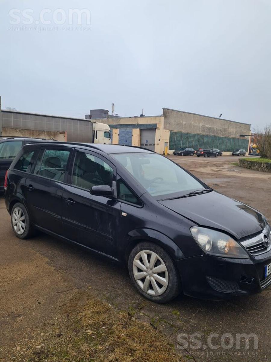 Melns Opel Zafira 2008 Rīga, ar dzinēja tilpumu 1.90 L un nobraukumu 265 tūkst. km par 2200 €, foto 1 vietnē AUTOMOTO.COM.LV
