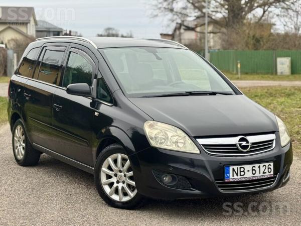 Black Opel Zafira 2008 in Riga, with an engine capacity of 1.90 L and mileage of 322 thousand km for 1850 €, photo 1 on AUTOMOTO.COM.LV