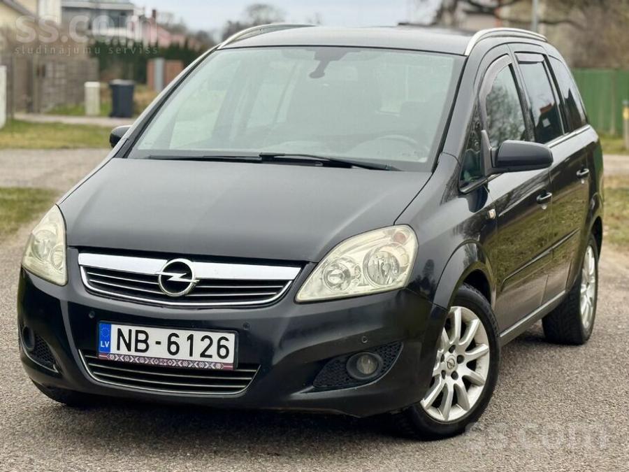 Black Opel Zafira 2008 in Riga, with an engine capacity of 1.90 L and mileage of 322 thousand km for 1850 €, photo 2 on AUTOMOTO.COM.LV