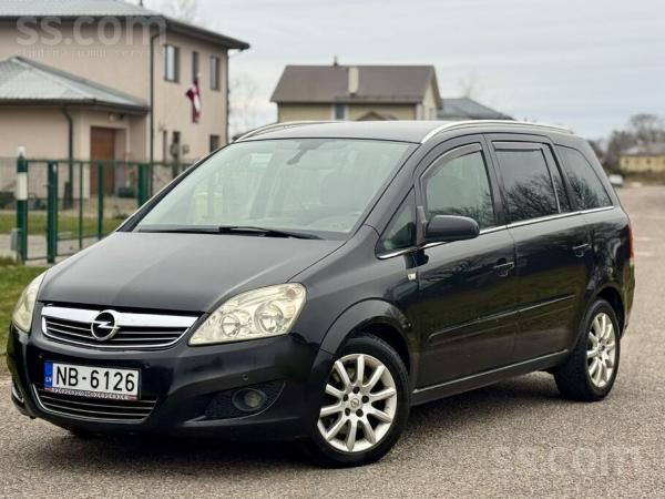 Black Opel Zafira 2008 in Riga, with an engine capacity of 1.90 L and mileage of 322 thousand km for 1850 €, photo 3 on AUTOMOTO.COM.LV