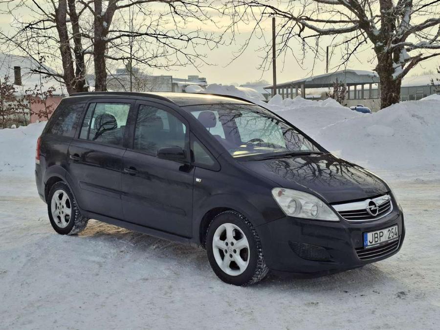 Melns Opel Zafira 2008 Plungė, ar dzinēja tilpumu 1.91 L un nobraukumu 253 tūkst. km par 1450 €, foto 10 vietnē AUTOMOTO.COM.LV