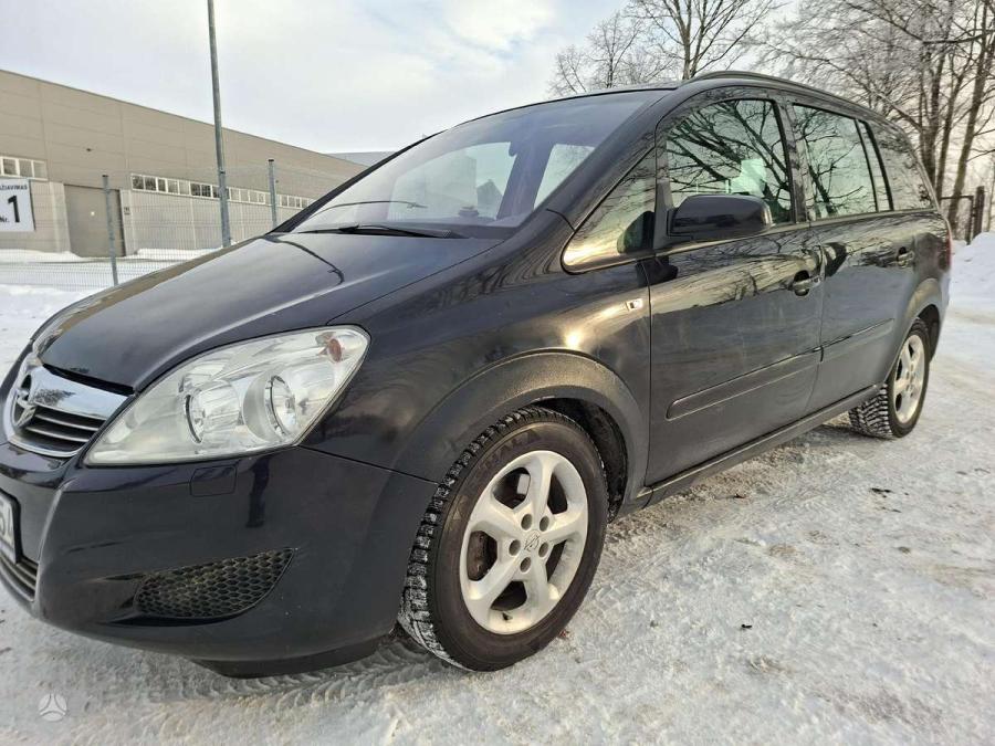 Melns Opel Zafira 2008 Plungė, ar dzinēja tilpumu 1.91 L un nobraukumu 253 tūkst. km par 1450 €, foto 12 vietnē AUTOMOTO.COM.LV