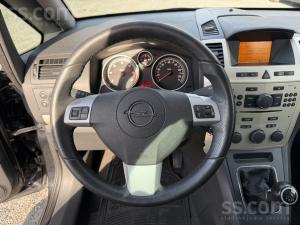 Black Opel Zafira 2008 in Saldus, with an engine capacity of 1.90 L and mileage of 368 thousand km for 1950 €, photo 28 on AUTOMOTO.COM.LV