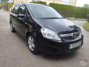 Black Opel Zafira 2008 in Vilnius, with an engine capacity of 1.70 L and mileage of 320 thousand km for 2300 €, photo 3 on AUTOMOTO.COM.LV