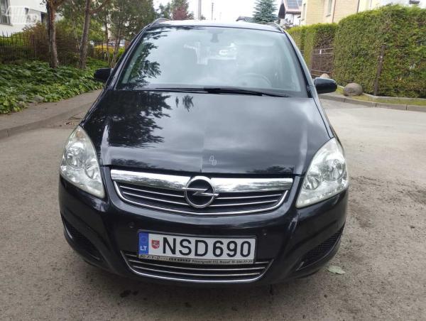 Melns Opel Zafira 2008 Viļņa, ar dzinēja tilpumu 1.70 L un nobraukumu 320 tūkst. km par 2300 €, foto 4 vietnē AUTOMOTO.COM.LV
