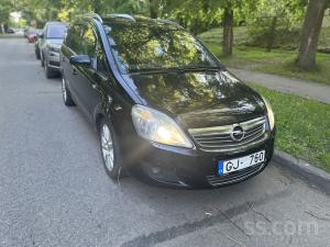 Black Opel Zafira 2008 in Riga, with an engine capacity of 1.90 L and mileage of 301 thousand km for 2500 €, photo  on AUTOMOTO.COM.LV