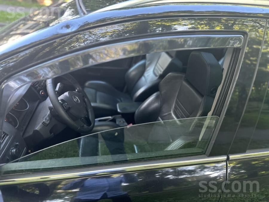 Melns Opel Zafira 2008 Rīga, ar dzinēja tilpumu 1.90 L un nobraukumu 301 tūkst. km par 2500 €, foto 9 vietnē AUTOMOTO.COM.LV