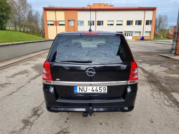 Melns Opel Zafira 2008 Jēkabpils, ar dzinēja tilpumu 1.90 L un nobraukumu 328 tūkst. km par 2900 €, foto 5 vietnē AUTOMOTO.COM.LV