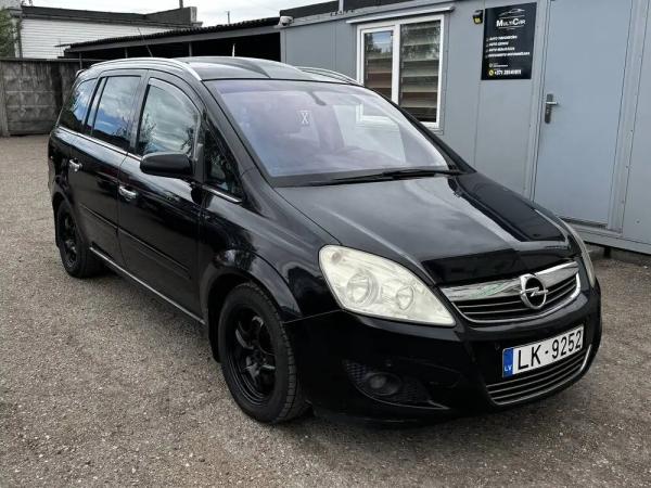 Melns Opel Zafira 2008 Daugavpils, ar dzinēja tilpumu 1.90 L un nobraukumu 291 tūkst. km par 1690 €, foto 1 vietnē AUTOMOTO.COM.LV