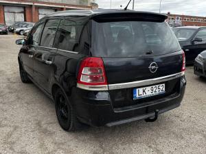 Melns Opel Zafira 2008 Daugavpils, ar dzinēja tilpumu 1.90 L un nobraukumu 291 tūkst. km par 1690 €, foto 5 vietnē AUTOMOTO.COM.LV
