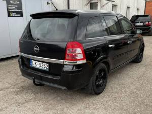 Melns Opel Zafira 2008 Daugavpils, ar dzinēja tilpumu 1.90 L un nobraukumu 291 tūkst. km par 1690 €, foto 7 vietnē AUTOMOTO.COM.LV