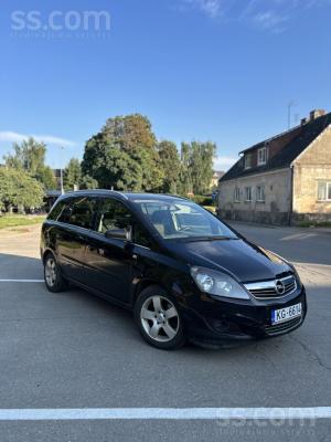 Melns Opel Zafira 2008 Bauska, ar dzinēja tilpumu 1.70 L un nobraukumu 350 tūkst. km par 2200 €, foto 3 vietnē AUTOMOTO.COM.LV