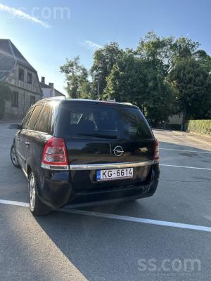 Melns Opel Zafira 2008 Bauska, ar dzinēja tilpumu 1.70 L un nobraukumu 350 tūkst. km par 2200 €, foto 5 vietnē AUTOMOTO.COM.LV