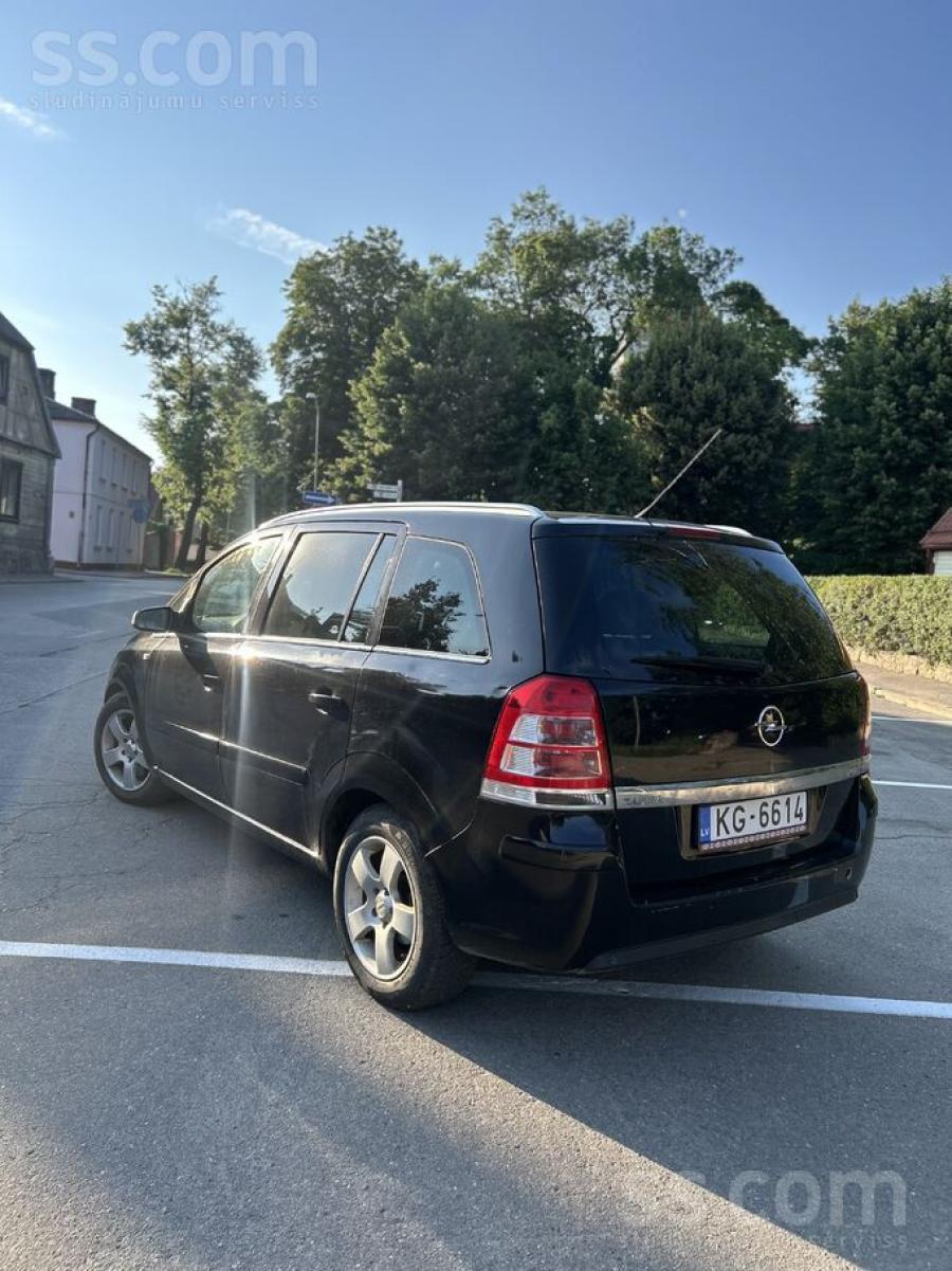 Melns Opel Zafira 2008 Bauska, ar dzinēja tilpumu 1.70 L un nobraukumu 350 tūkst. km par 2200 €, foto 6 vietnē AUTOMOTO.COM.LV