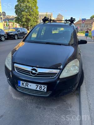Melns Opel Zafira 2008 Rīga, ar dzinēja tilpumu 1.90 L un nobraukumu 429 tūkst. km par 650 €, foto  vietnē AUTOMOTO.COM.LV
