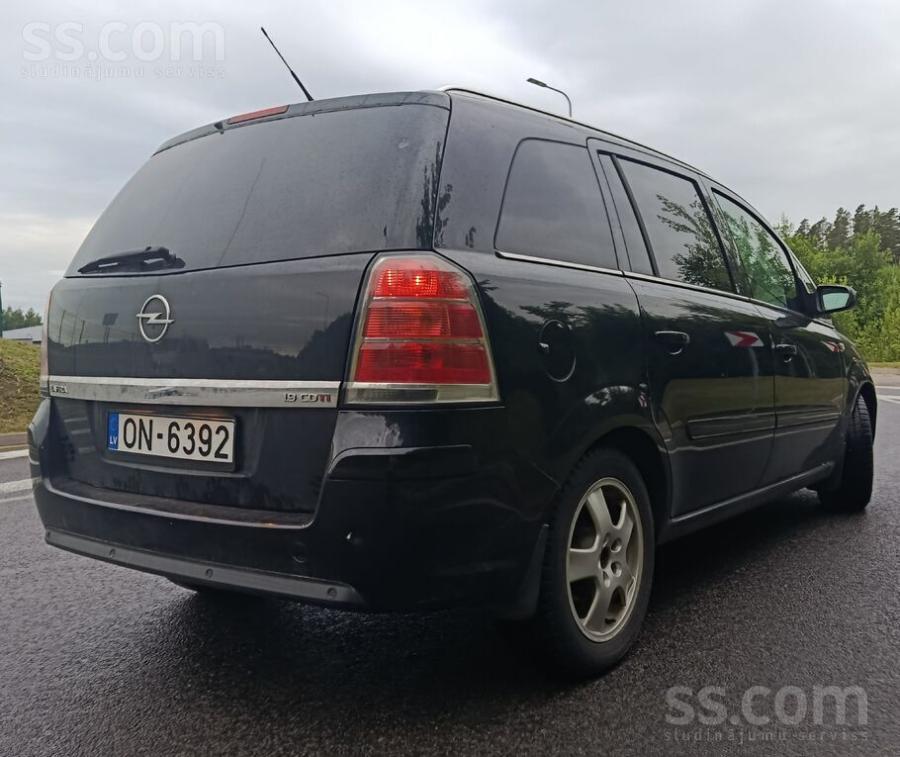 Melns Opel Zafira 2008 Jelgava, ar dzinēja tilpumu 1.90 L un nobraukumu 274 tūkst. km par 1550 €, foto 3 vietnē AUTOMOTO.COM.LV
