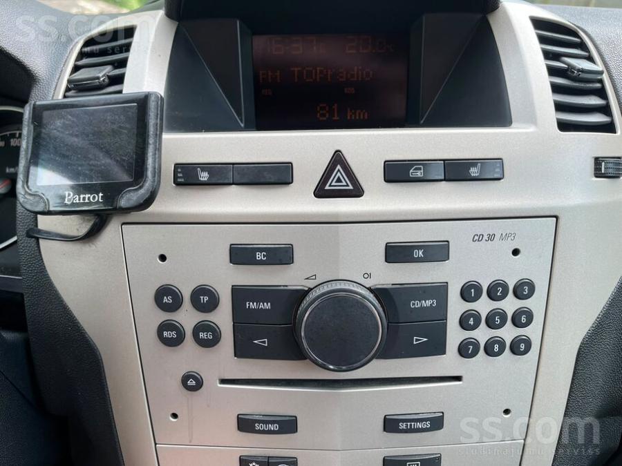 Black Opel Zafira 2008 in Riga, with an engine capacity of 1.90 L and mileage of 0 thousand km for 1499 €, photo 15 on AUTOMOTO.COM.LV